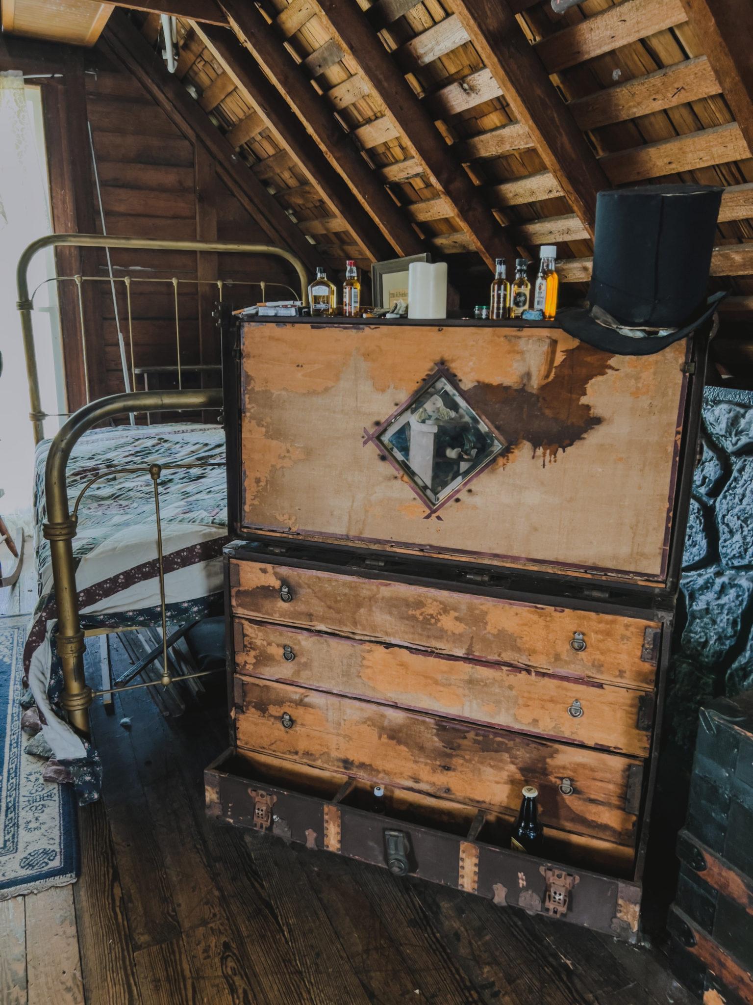 Eerie Tour Inside Florida's Most Haunted House