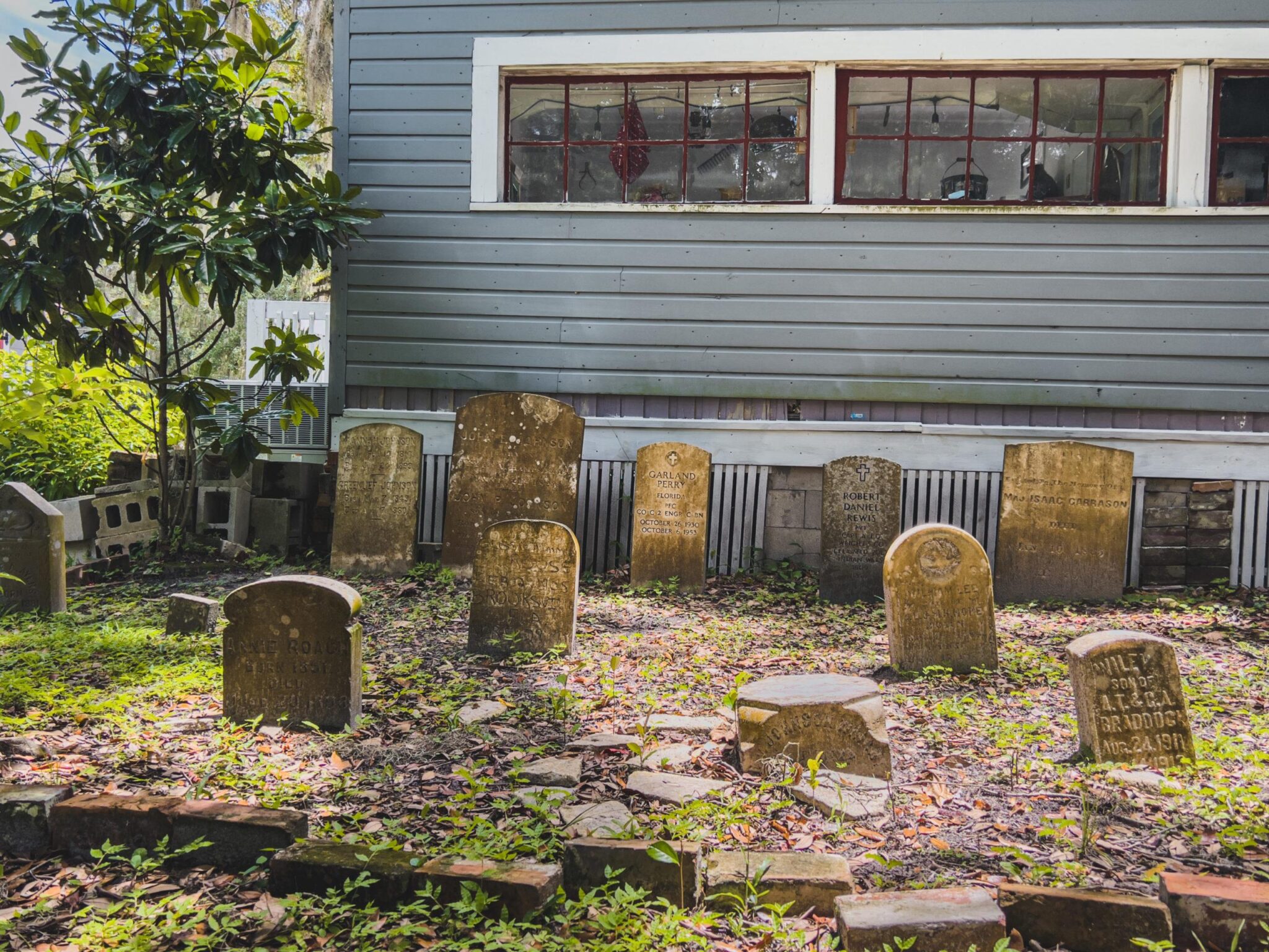Eerie Tour Inside Florida's Most Haunted House