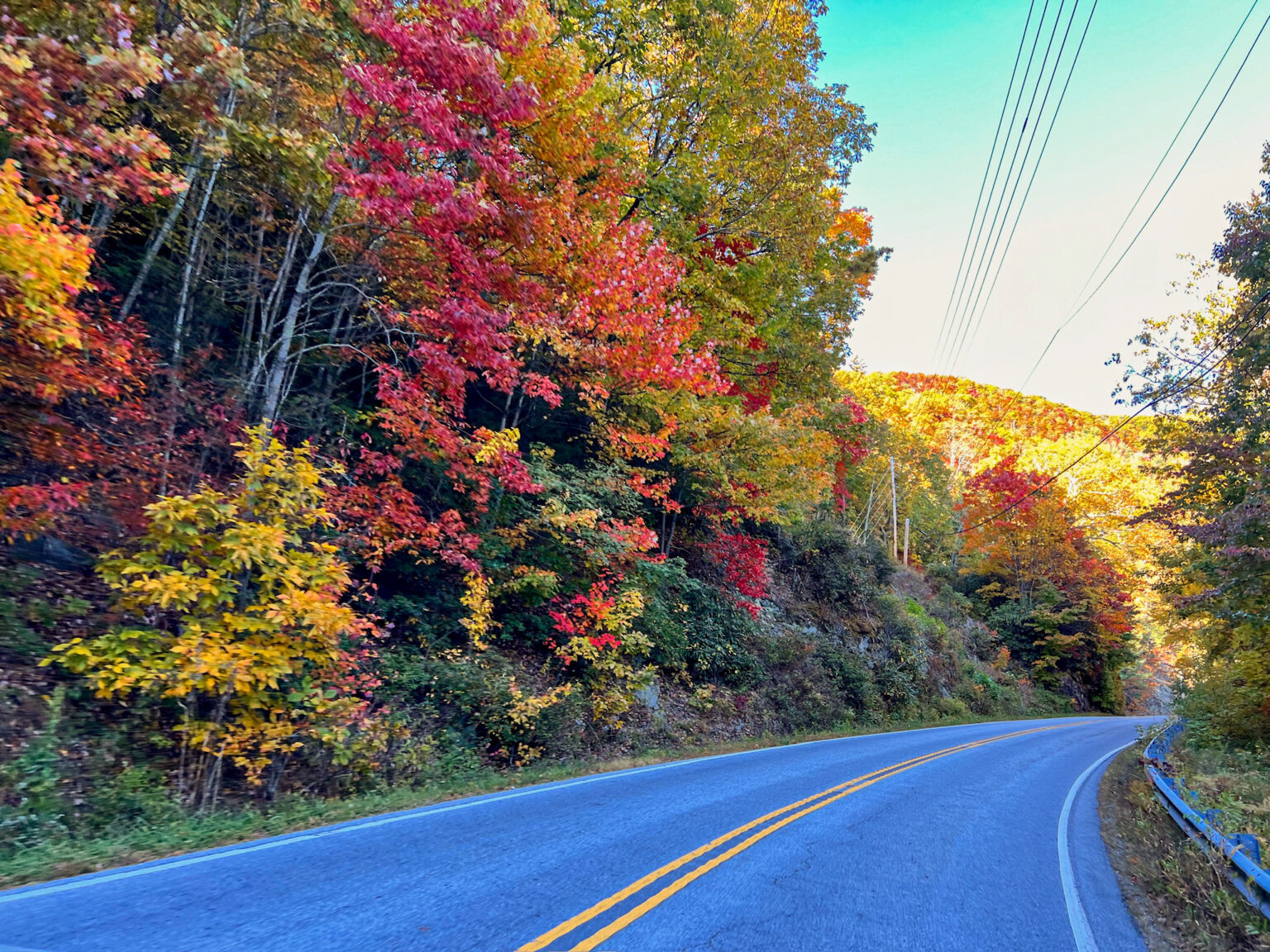 Best Times To Experience Stunning Fall Foliage On The East Coast