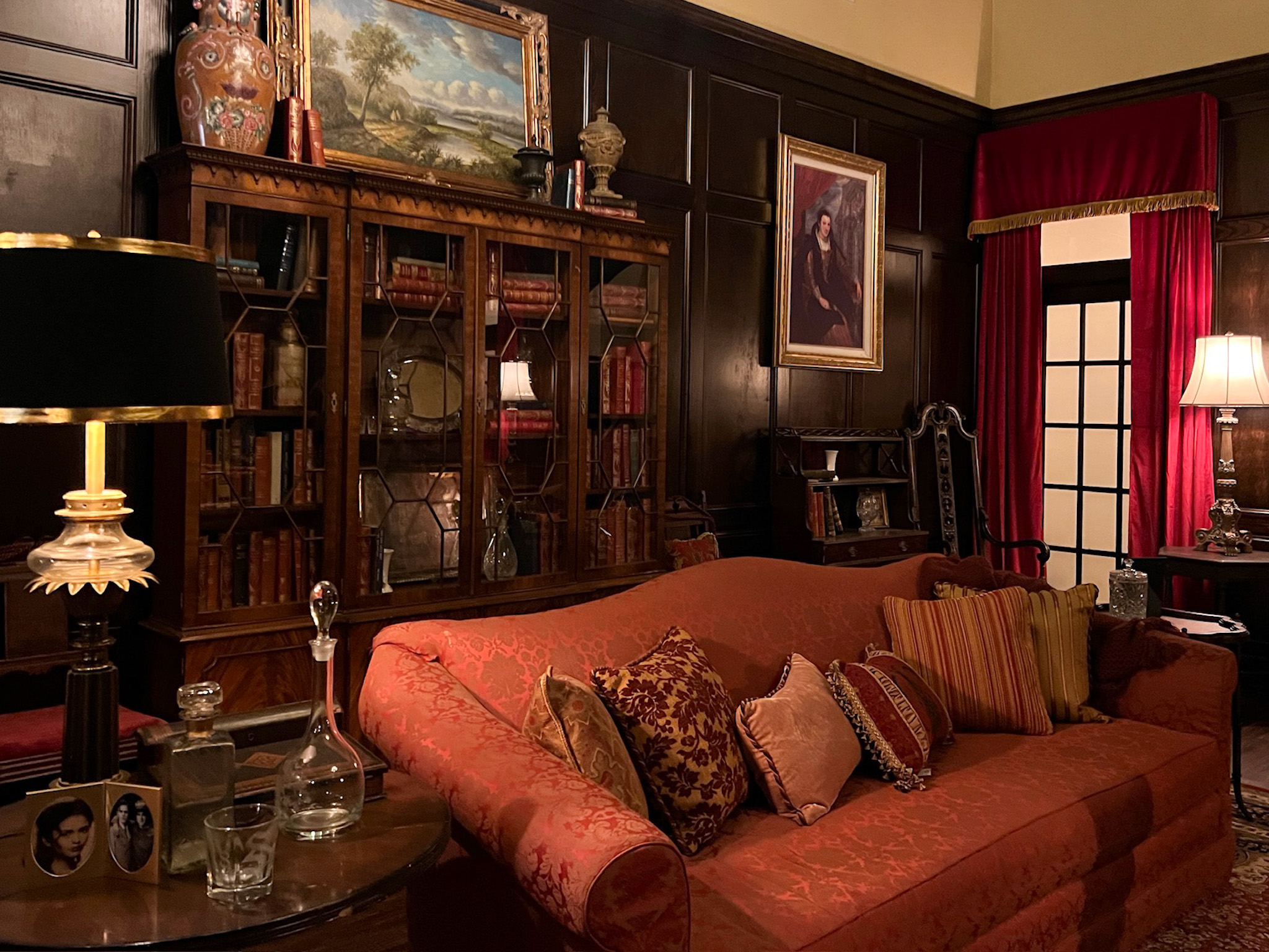 This Salvatore House Experience Is So Real, Vampire Diaries Fans Are ...